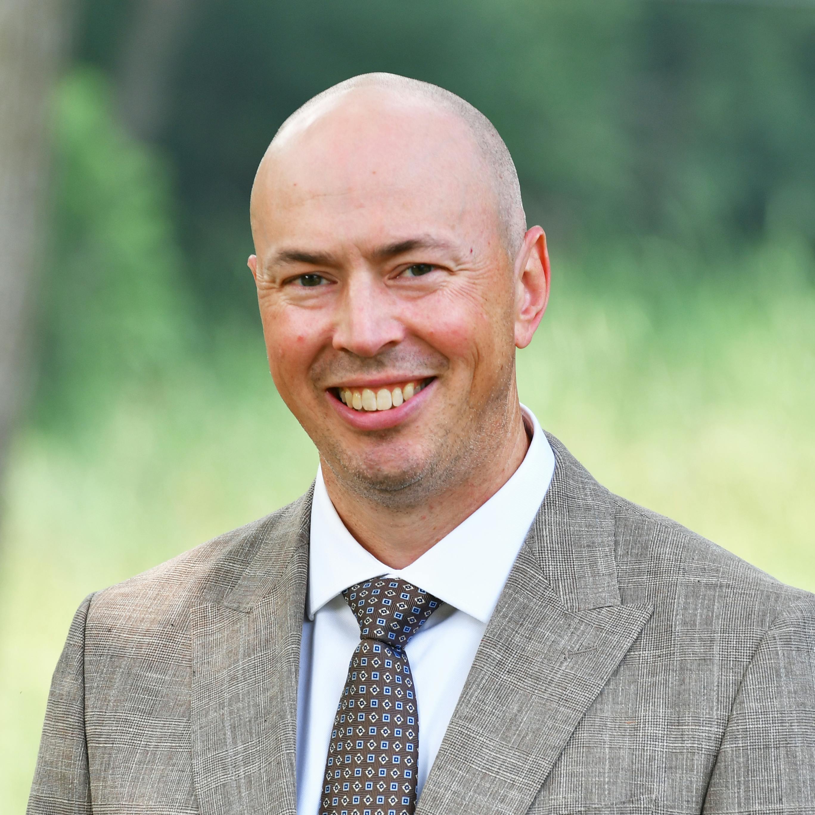 Healthcare’s 2025 AI Playbook: Turn Agentic Buzz Into Impact ...